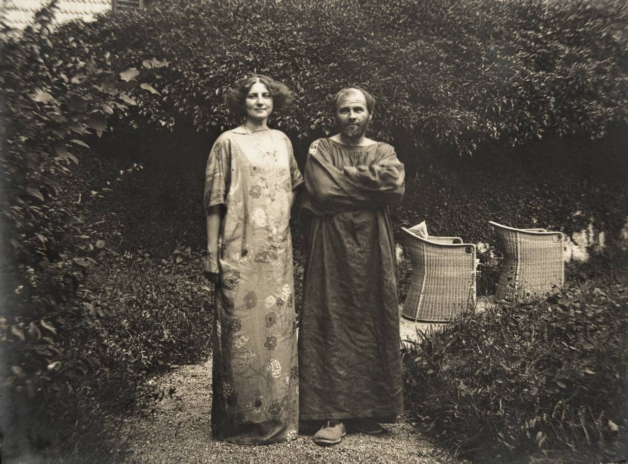 Klimt kihúzott egy lányt a folyóból, ezzel elszabadult az őrület ...
