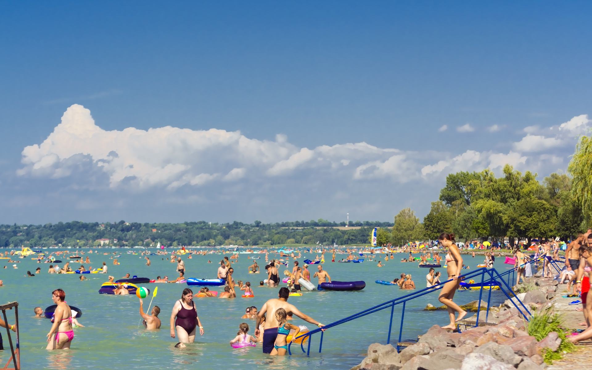 Eldőlt: új strand nyílhat a Balatonon – itt a pontos helyszín | Dívány